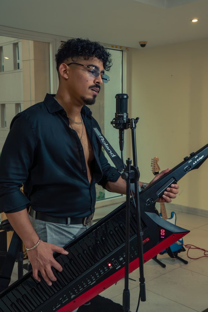 the 4 Band - Vivalive